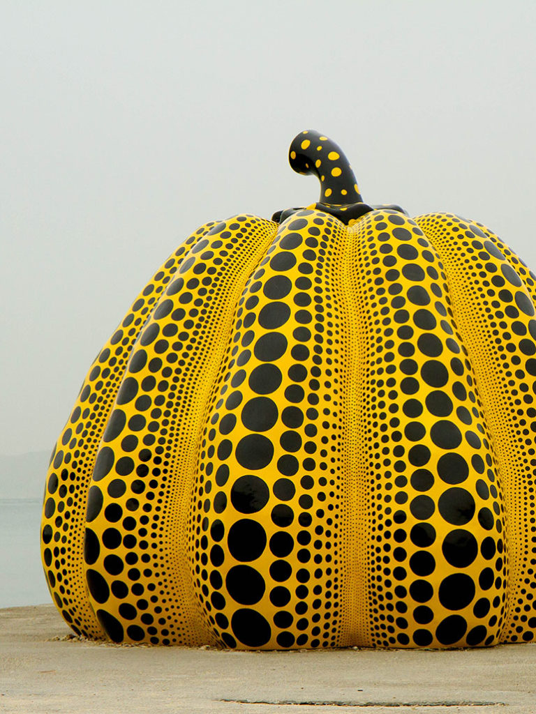 Yayoi Kusama covers the City Gallery Wellington with her dots