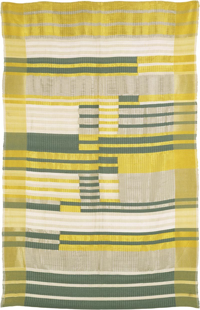 Why was Anni Albers a leading textile artist?