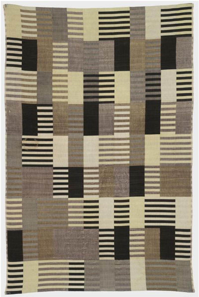 Why was Anni Albers a leading textile artist?