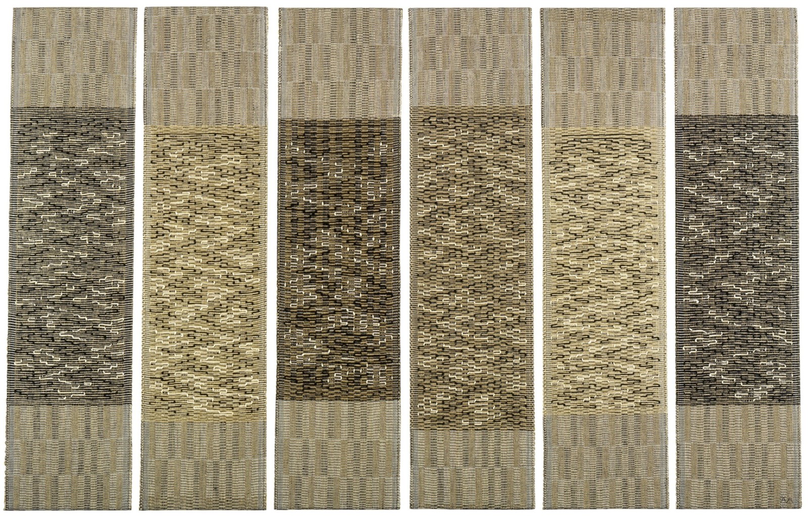 Why was Anni Albers a leading textile artist?