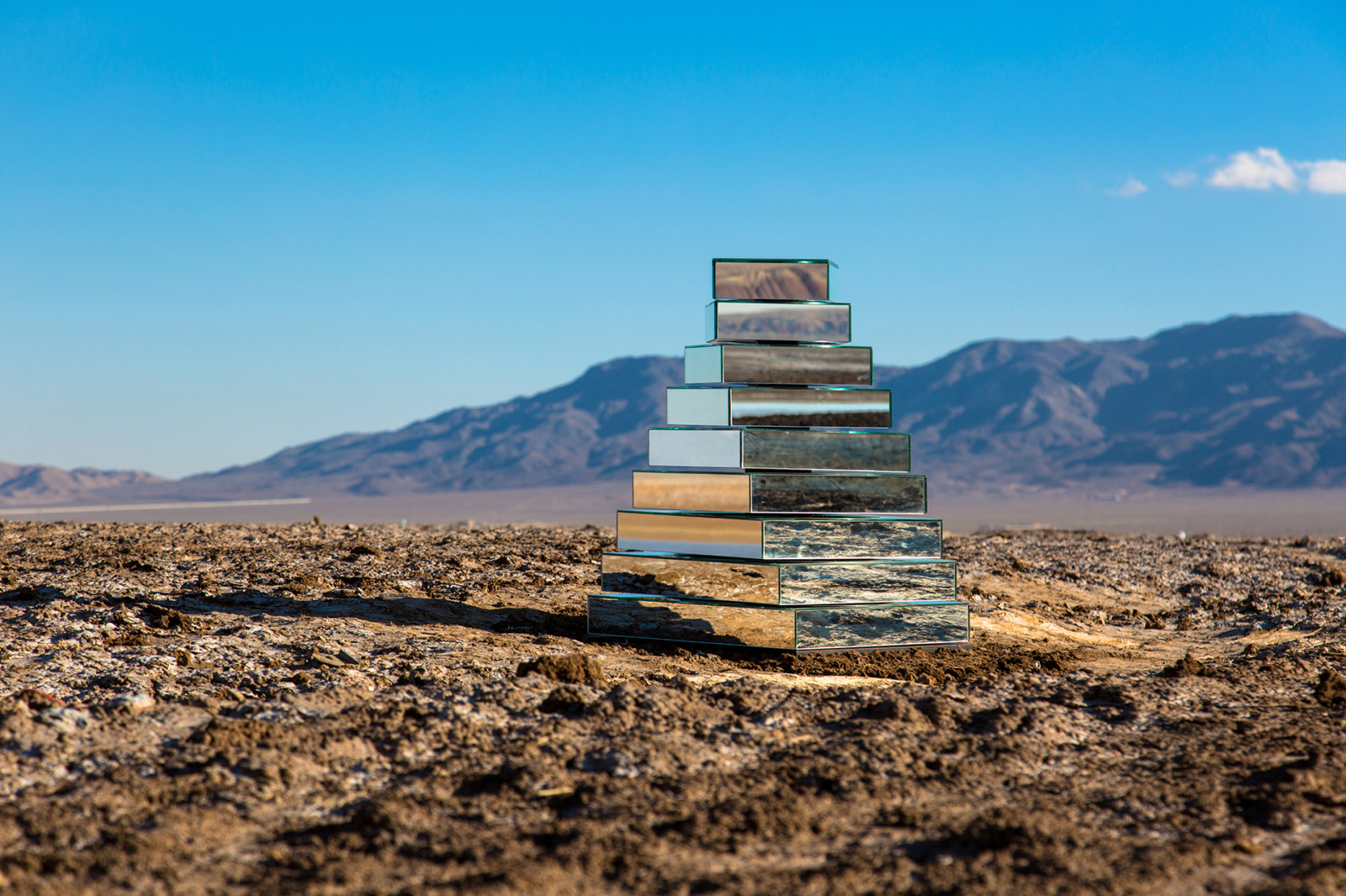 Shirin Abedinirad & Her 7 best mirror installations