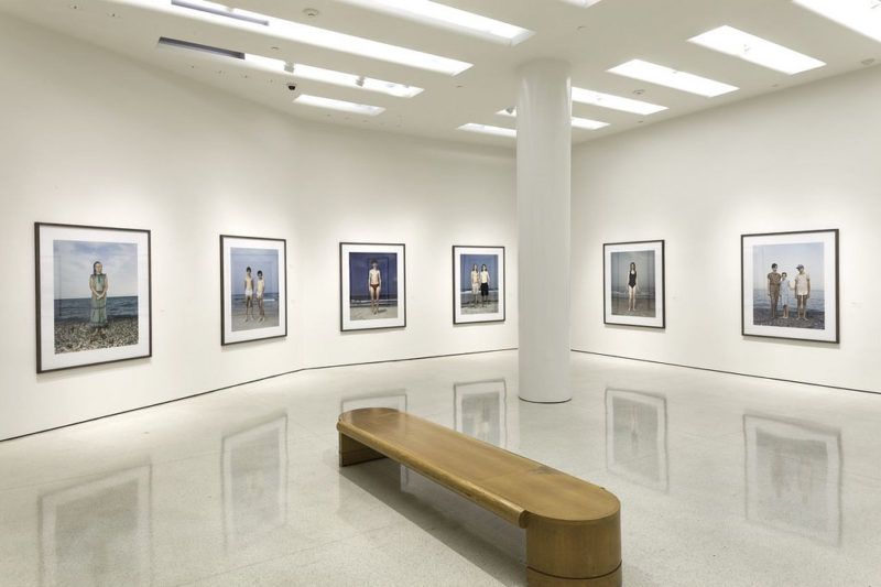 Do Rineke Dijkstra’s Beach Portraits stand the test of time?