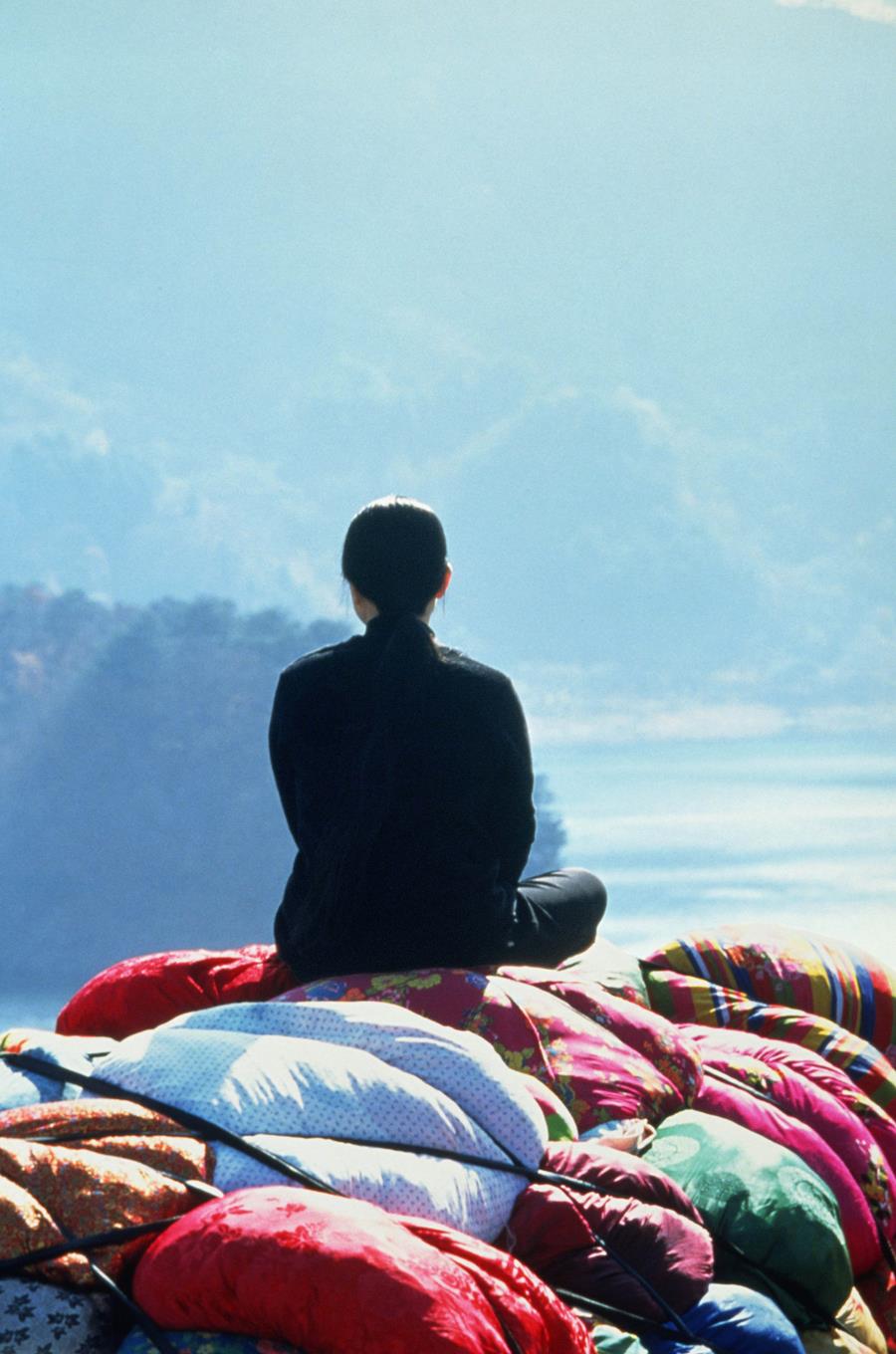 Why did Kimsooja crisscross South Korea with her Bottari Truck?