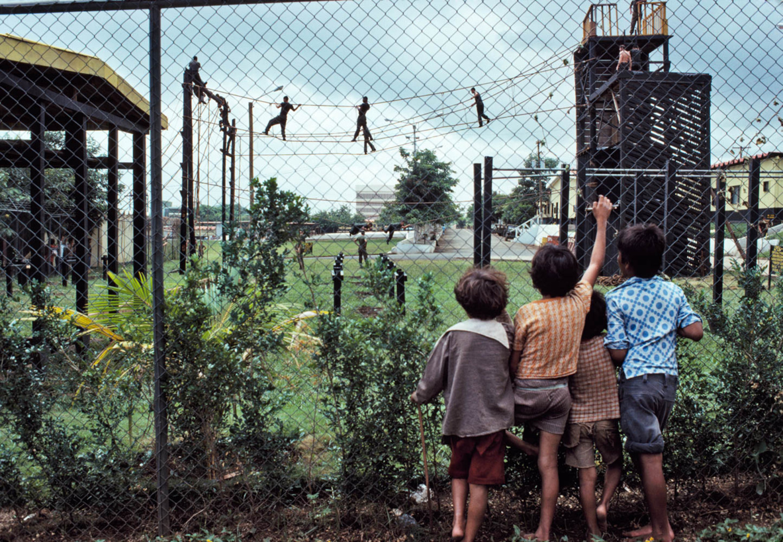 Susan Meiselas documents Nicaragua in intense photos