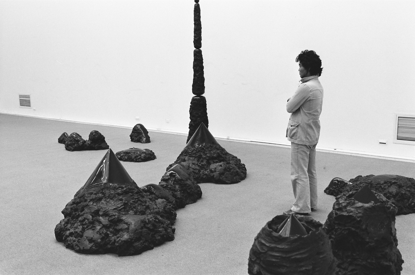 What is Nobuo Sekine’s Phase of Nothingness?