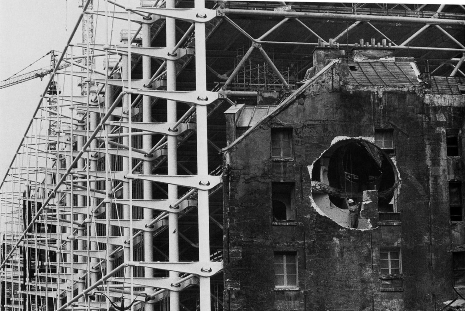Why Gordon Matta-Clark cut holes in buildings – Conical Intersect