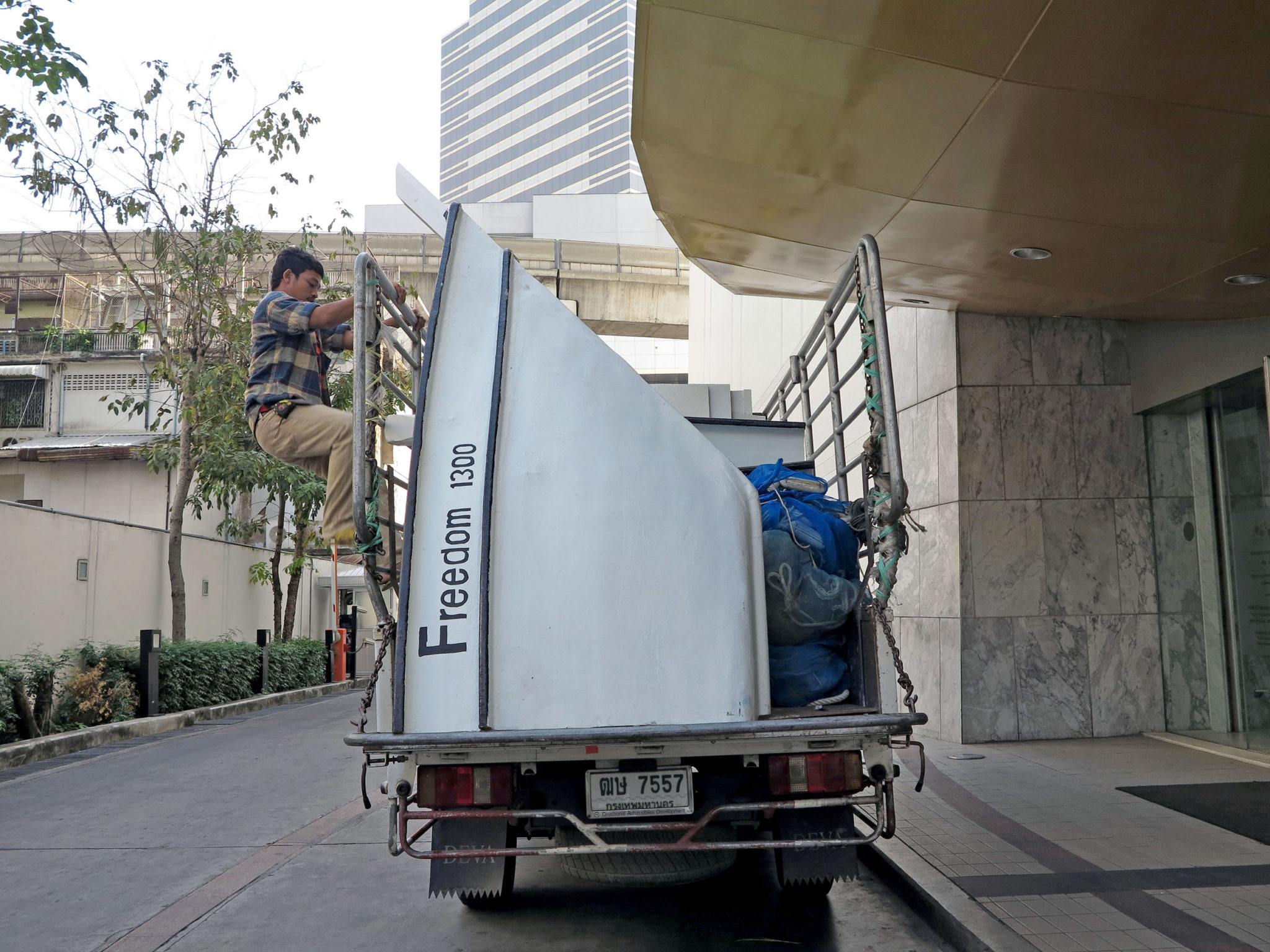 How to move your artworks – You must know this
