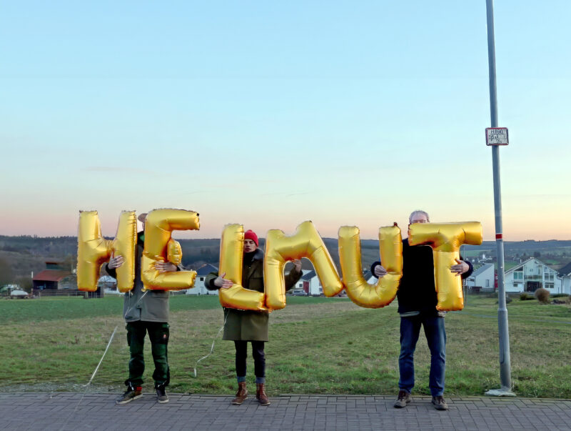 Golden balloons in Hüttenberg (Gießen), Germany – Helmut