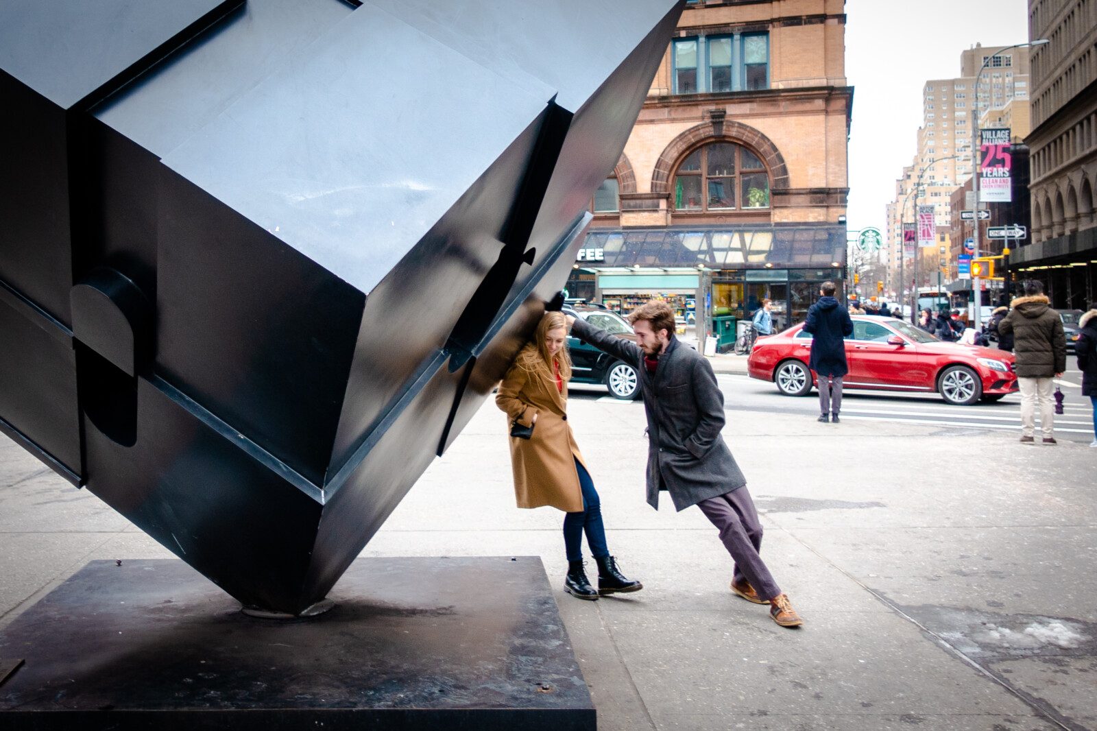 The iconic Astor Place Cube – Tony Rosenthal’s Alamo
